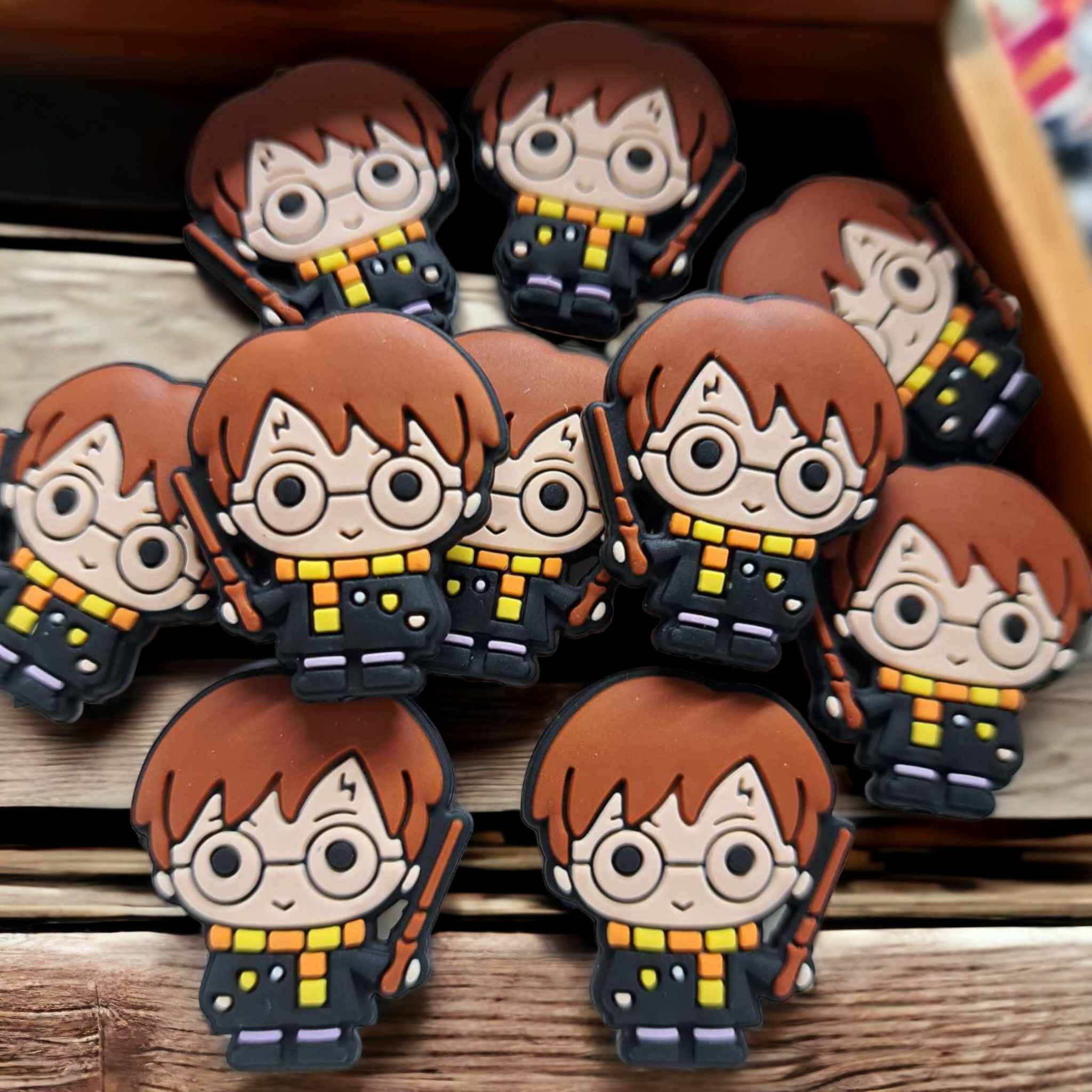Harry Wizard with Wand and Scarf - Large Silicone Focal Bead - 0160 ...