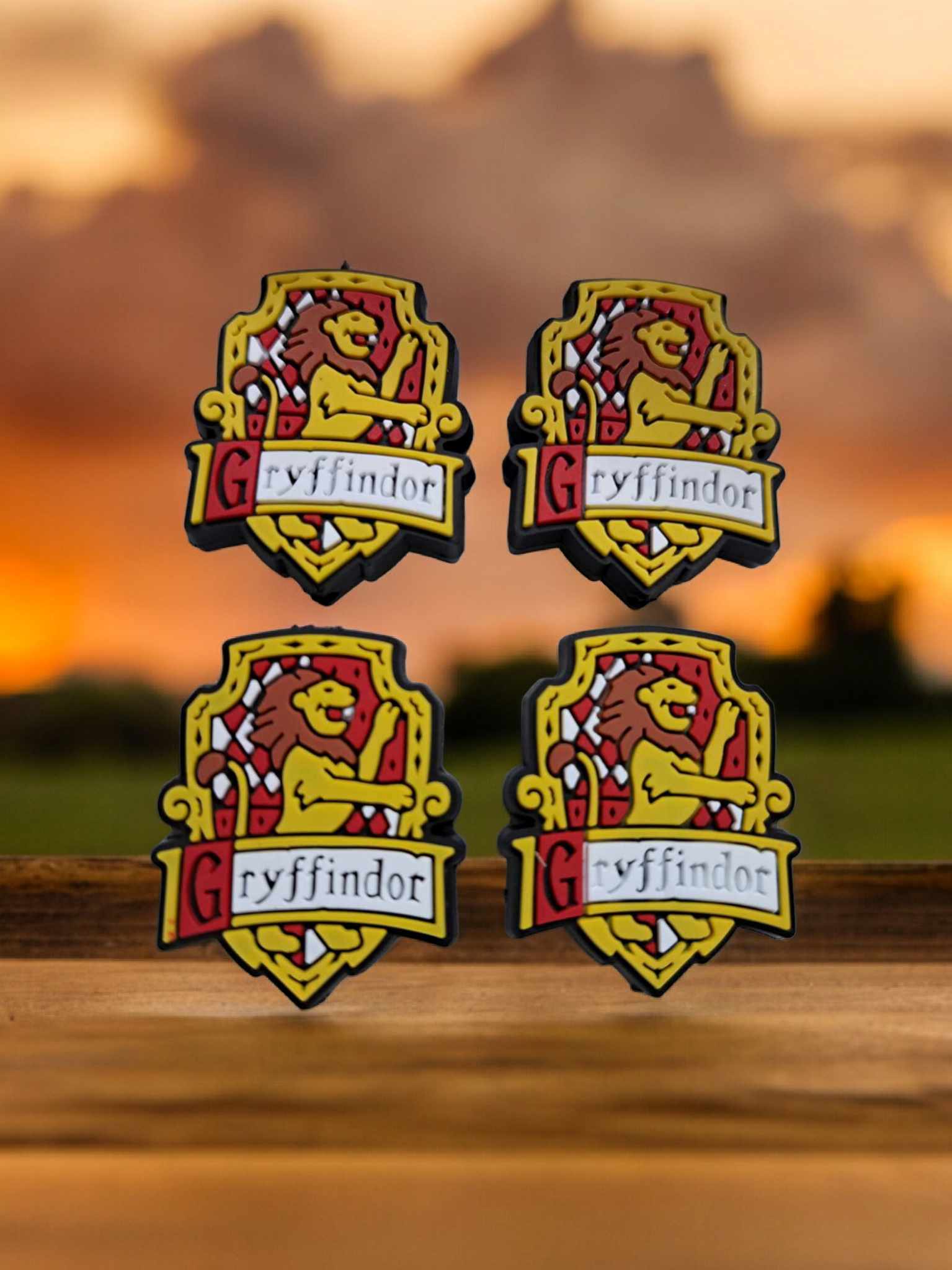 Gryffindor: Hogwarts House Crest Silicone Focal Bead - 0933 – Cinderlyssa